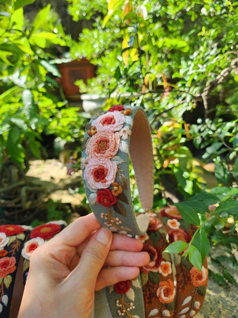 Linen 3D Floral Embroidered Headband- The Lainey Collection – Duncan ...